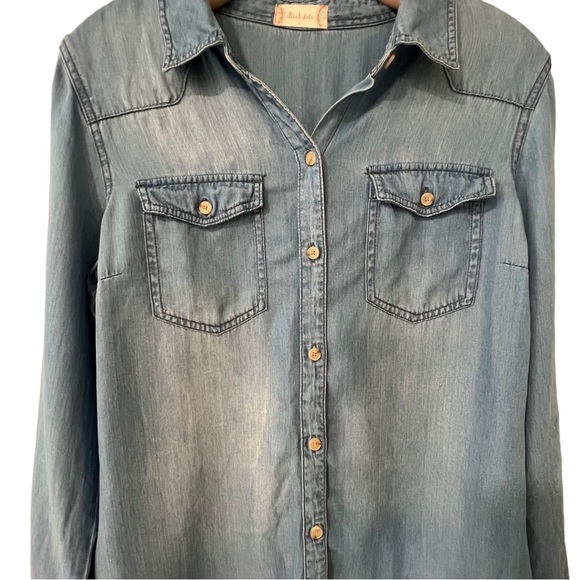 Altar'd State | Tops | Altard State Roll Tab Chambray Shirt L | Poshmark